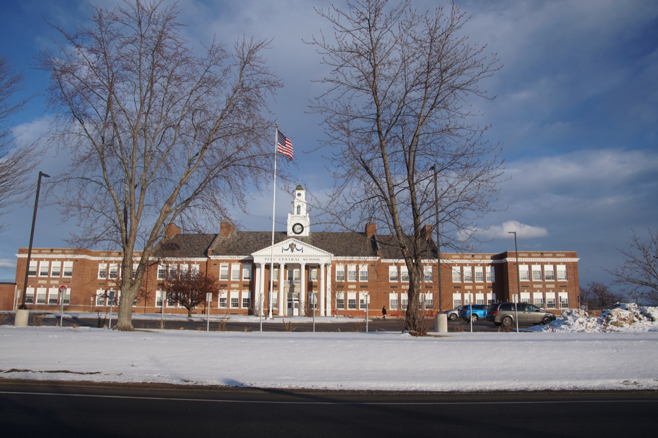 The Peru GazetteElementary School Clock Tower Complete | The Peru Gazette