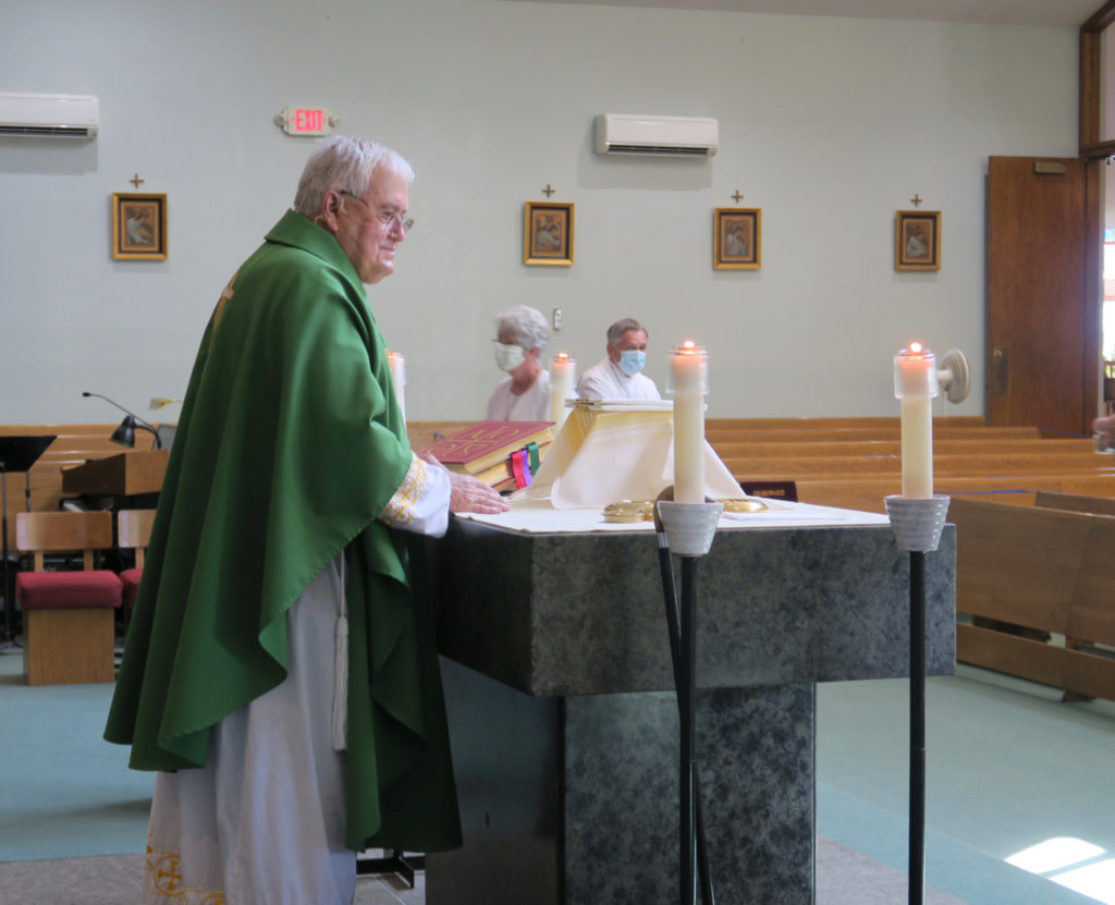 Parishioners say good-by to Fr. Alan Shnob | The Peru Gazette